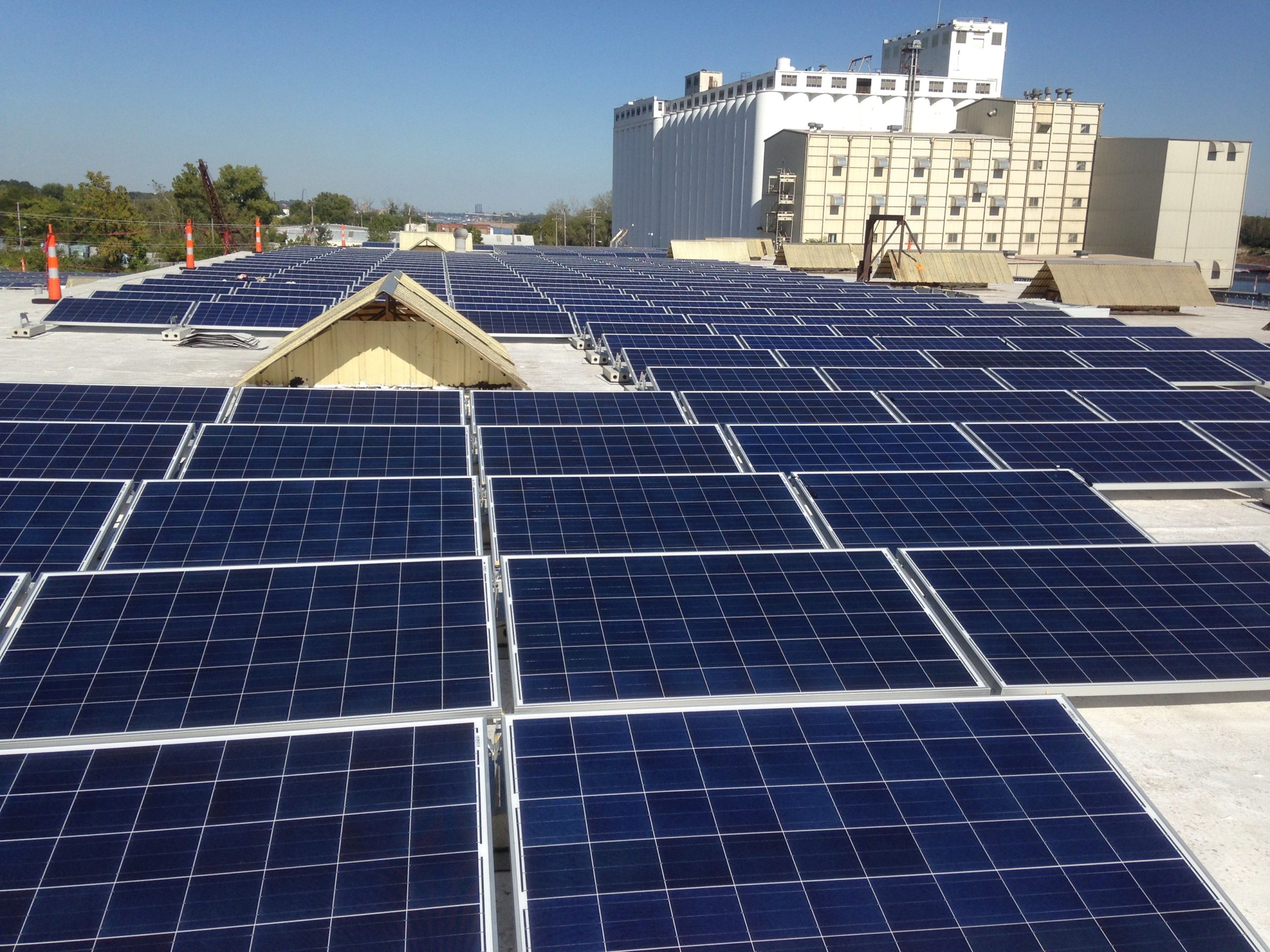 St. Louis Business and Residence | StraightUp Solar